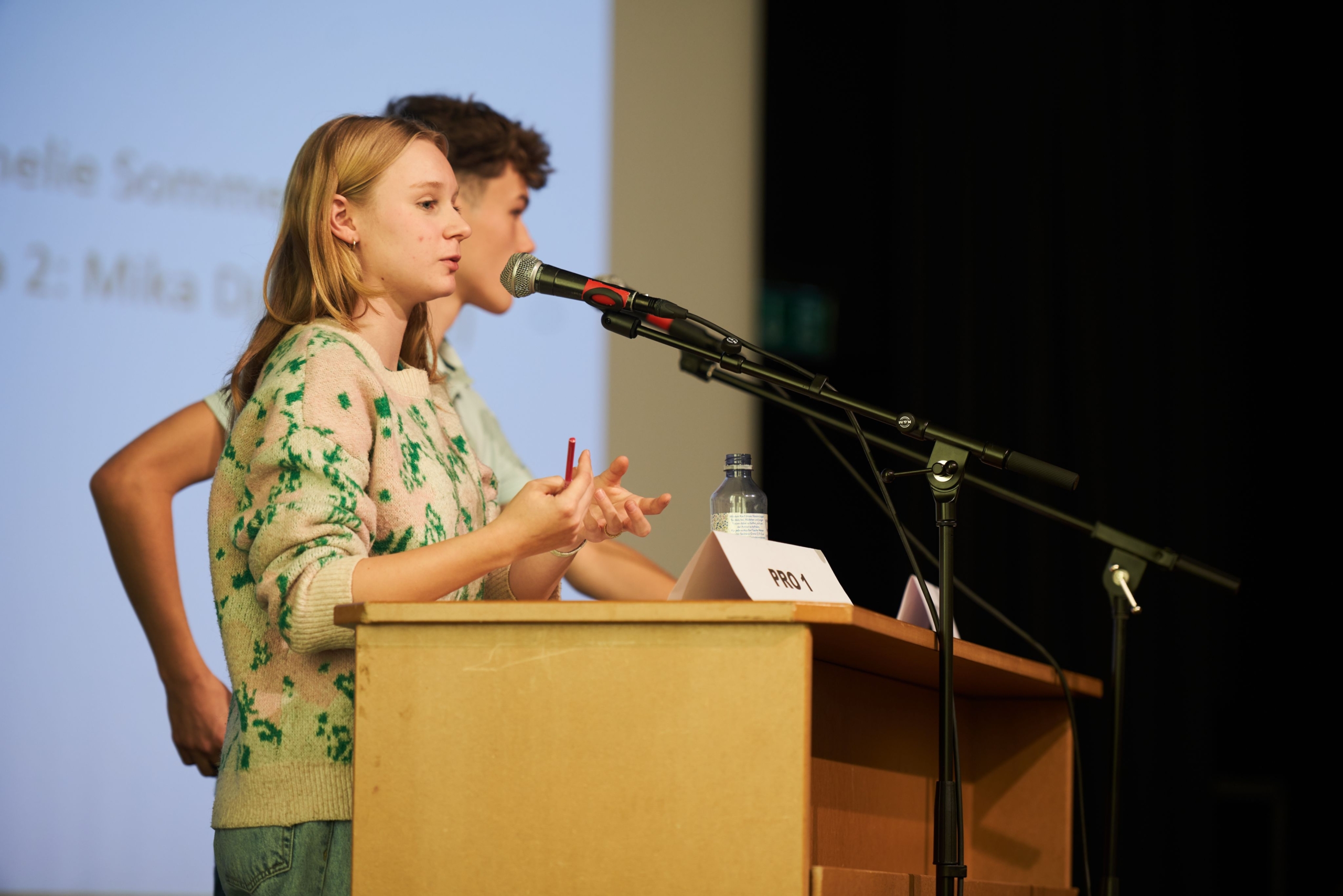 Jugend debattiert über Superblocks - Klosterschule Hamburg